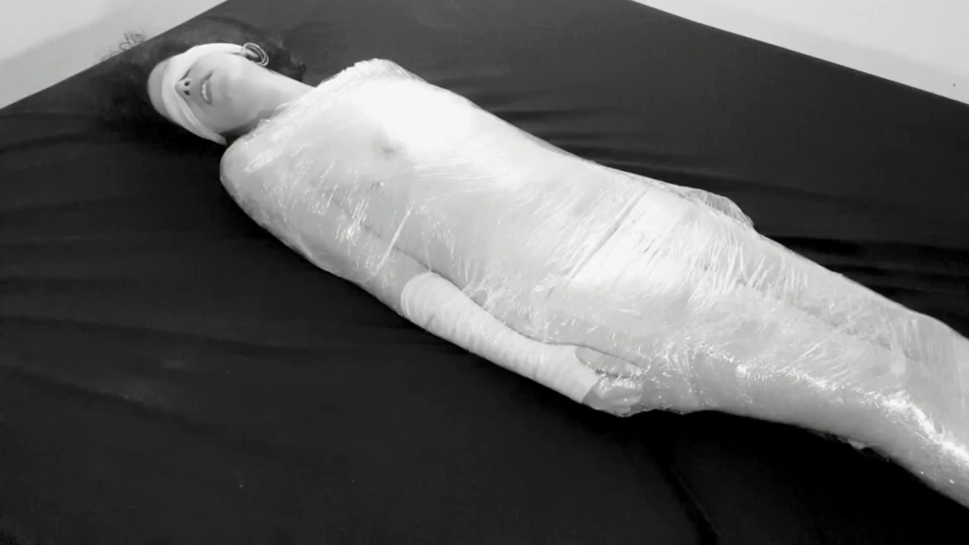 Mummified In Plastic Wrap Girl Gets Fucked And Squirts After Fingering